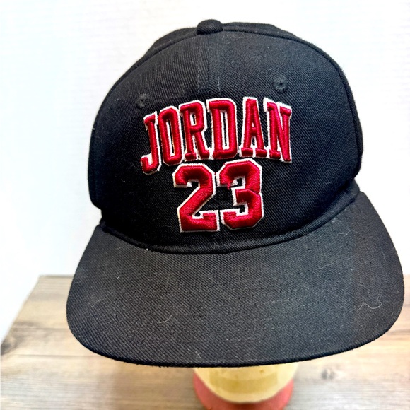 Jordan | Accessories | Nike Jordan Pro Cap Hat Jumpman Snapback Black ...